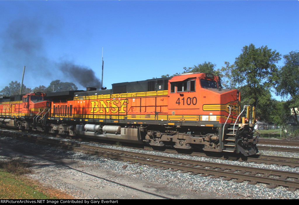 BNSF D9-44CW #4100